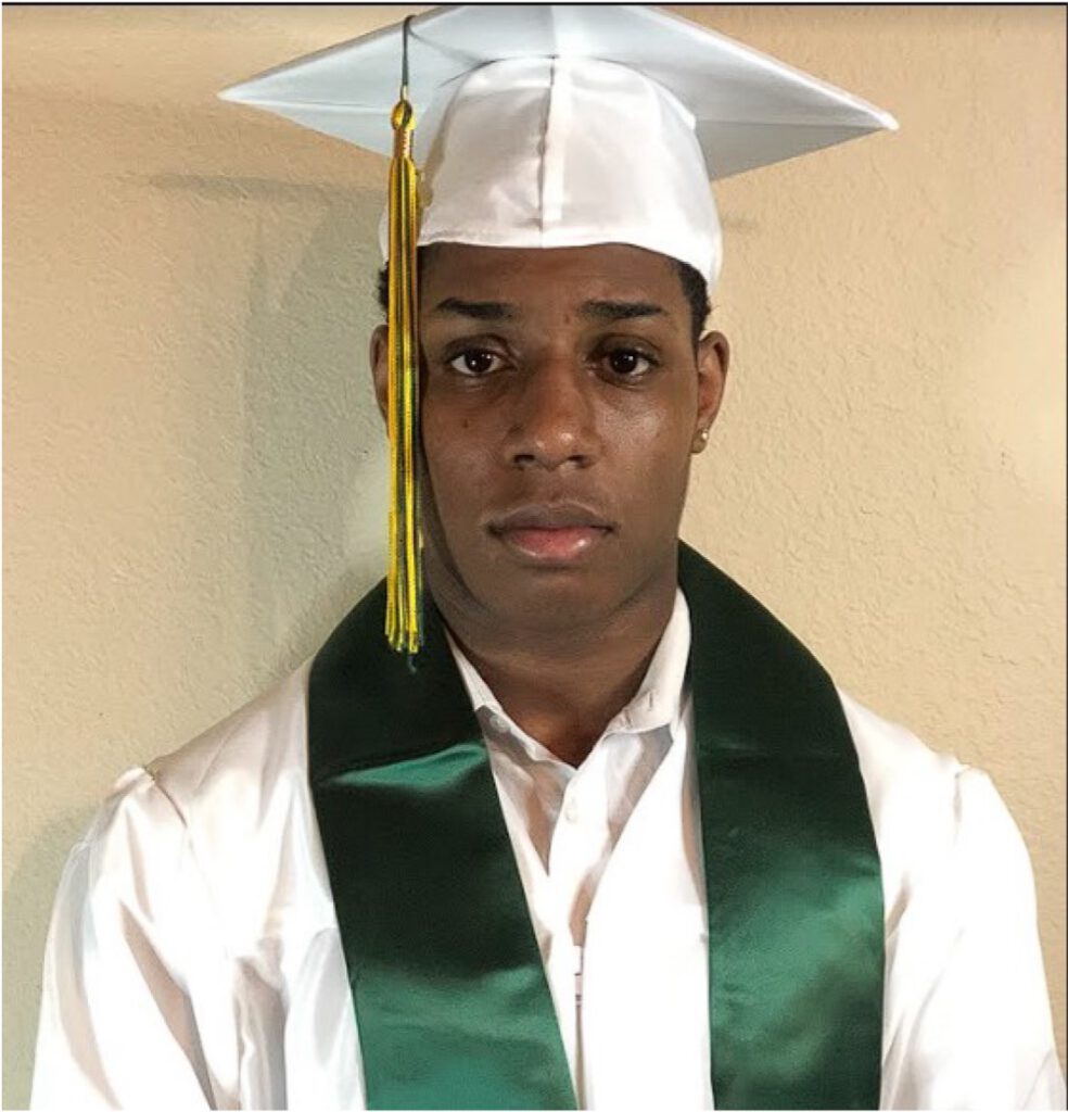 Entrepreneur's Scholarships Unlocking Minds thru Education | Scholarship Recipients