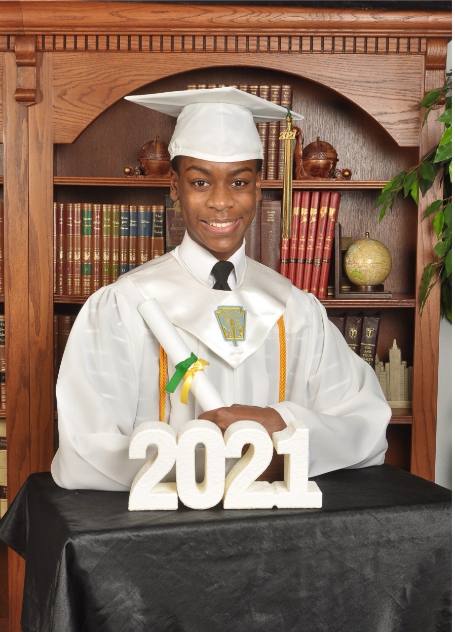 Entrepreneur's Scholarships Unlocking Minds thru Education ...